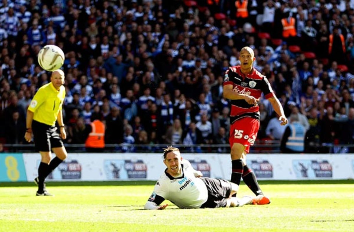 Watch: Last-gasp Bobby Zamora goal sends Queens Park Rangers back to EPL - Sports Illustrated