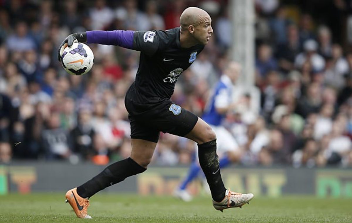 Peter Berlin: Liverpool routs Spurs, Howard saves Everton; more EPL ...