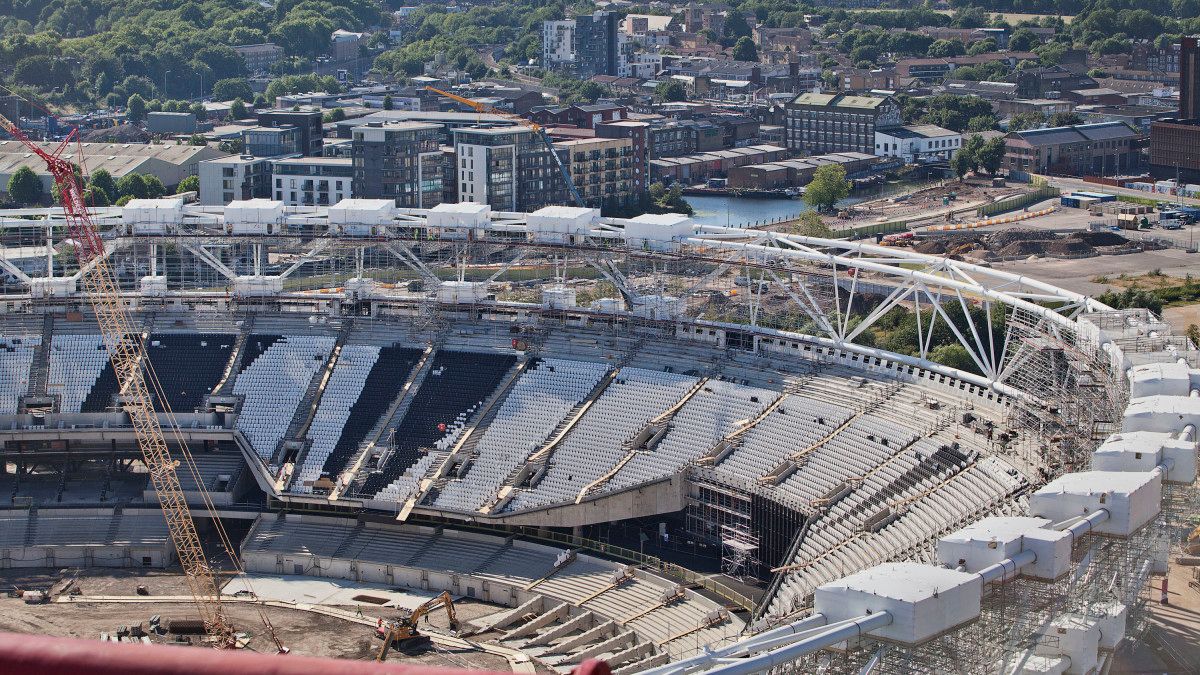 Cost of West Ham's Olympic Stadium conversion increases by $57 million ...