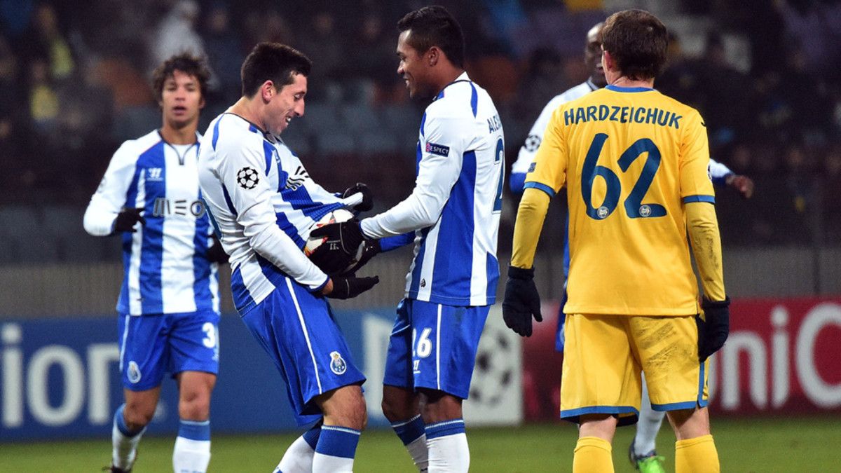 Hector Herrera scores golazo as Porto sails to 3-0 win over BATE ...