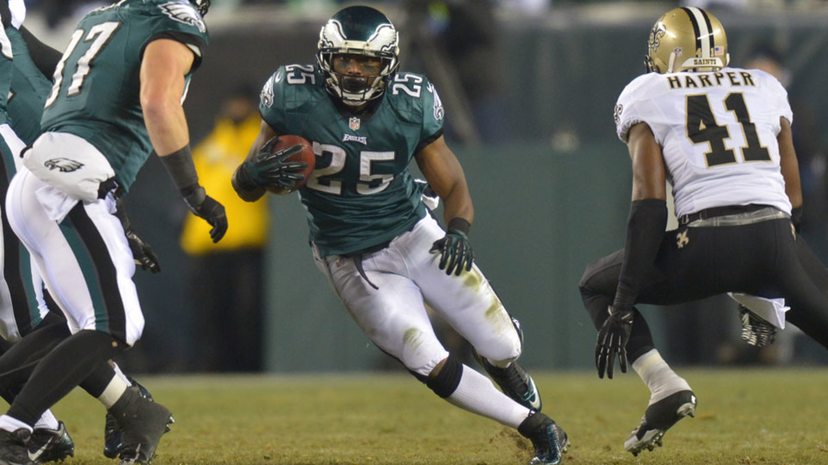 Philadelphia Eagles' LeSean McCoy aiming for 2,000 yards - Sports ...