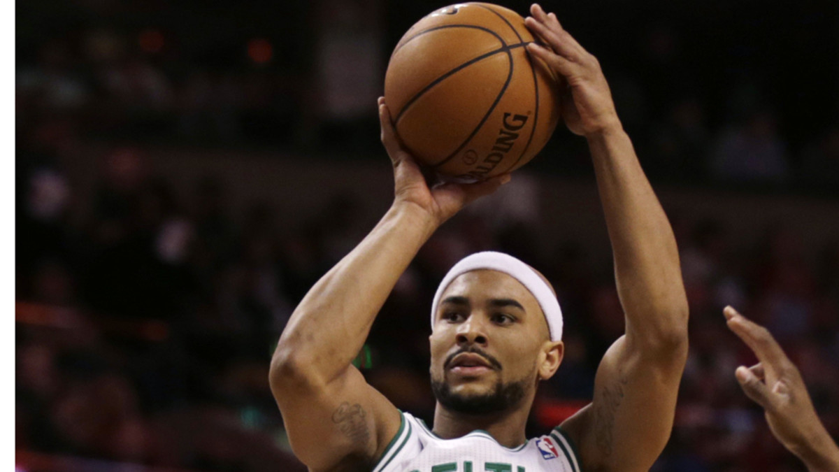 Milwaukee Bucks close to signing free agent guard Jerryd Bayless ...