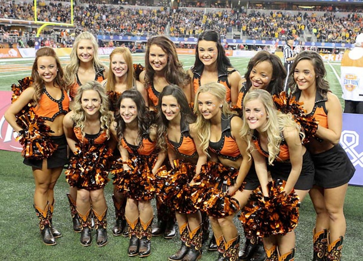 Cheerleader of the Week - Sports Illustrated