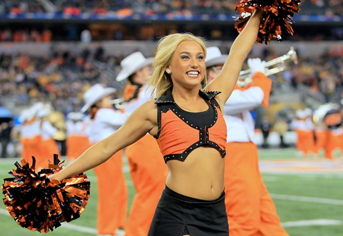 Cheerleader of the Week - Sports Illustrated
