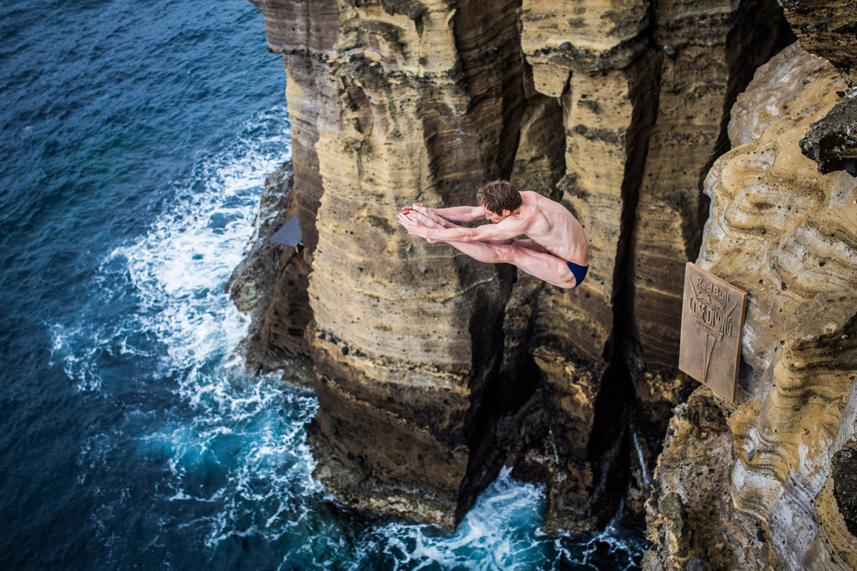 Free Falling: The Cliff Diving World Series - Sports Illustrated