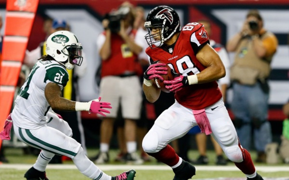 Tony Gonzalez joins CBS as NFL analyst - Sports Illustrated