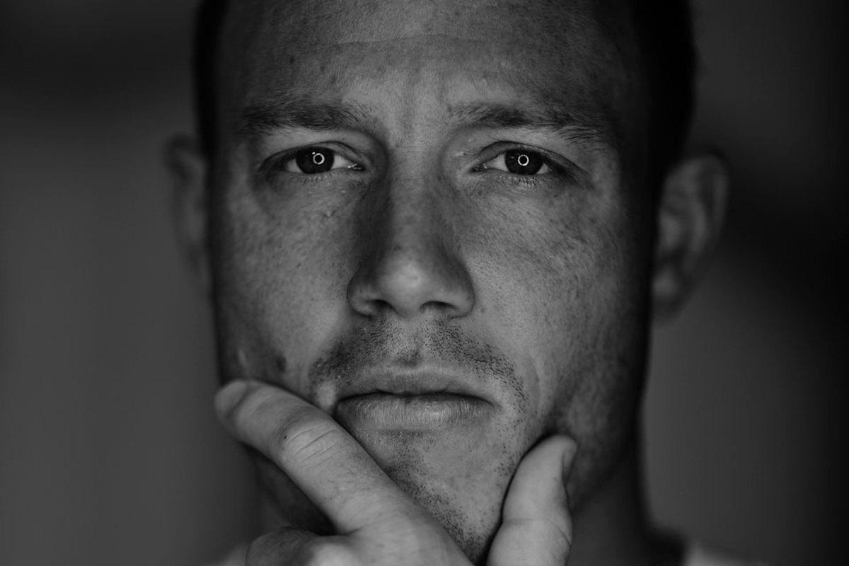 Tim Shaw, former Titans linebacker, plans to live boldy despite ALS ...