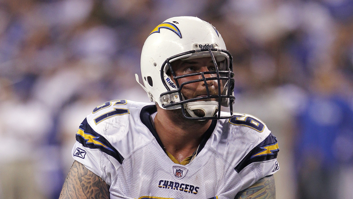 San Diego Chargers lose veteran center Nick Hardwick for season ...