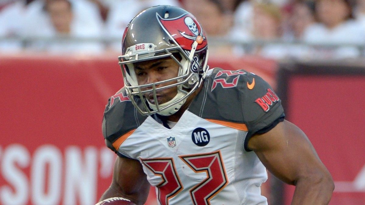 Tampa Bay Buccaneers running back Doug Martin to be team's 'bell cow ...