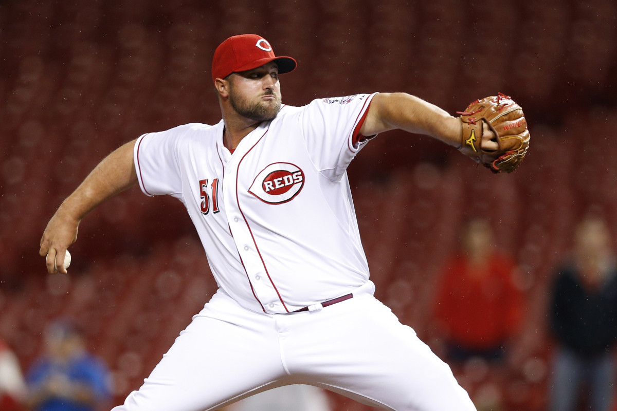 Reds trade RHP Jonathan Broxton to Brewers - Sports Illustrated