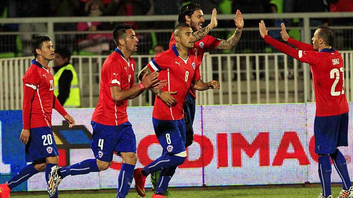 Chile beats Northern Ireland 2-0 in Vidal comeback - Sports Illustrated