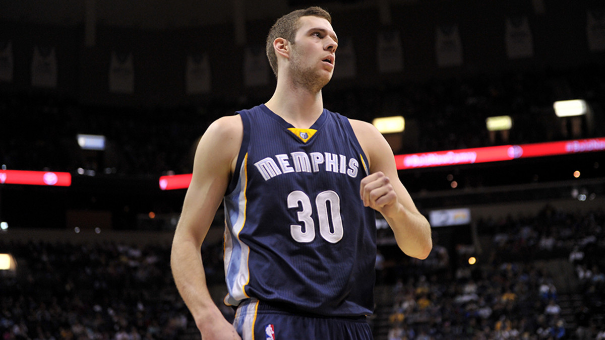 Grizzlies' Beno Udrih feeds Jon Leuer for reverse layup against ...