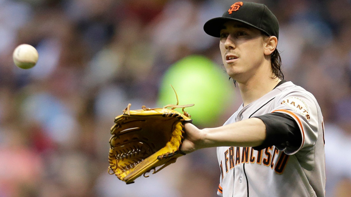 Giants shake up rotation by moving struggling Tim Lincecum to bullpen ...