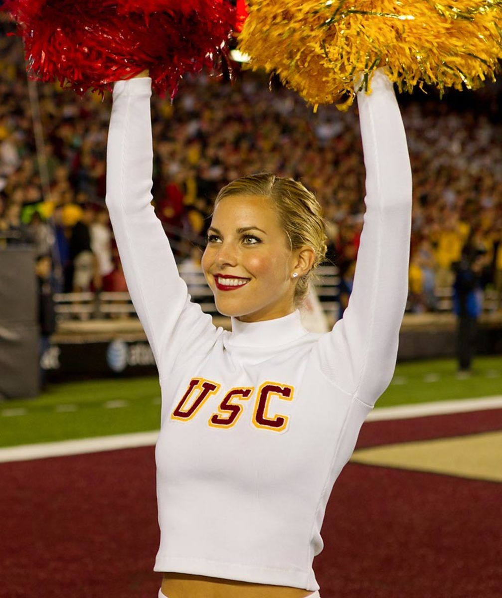 Cheerleader of the Week: Lauren - Sports Illustrated