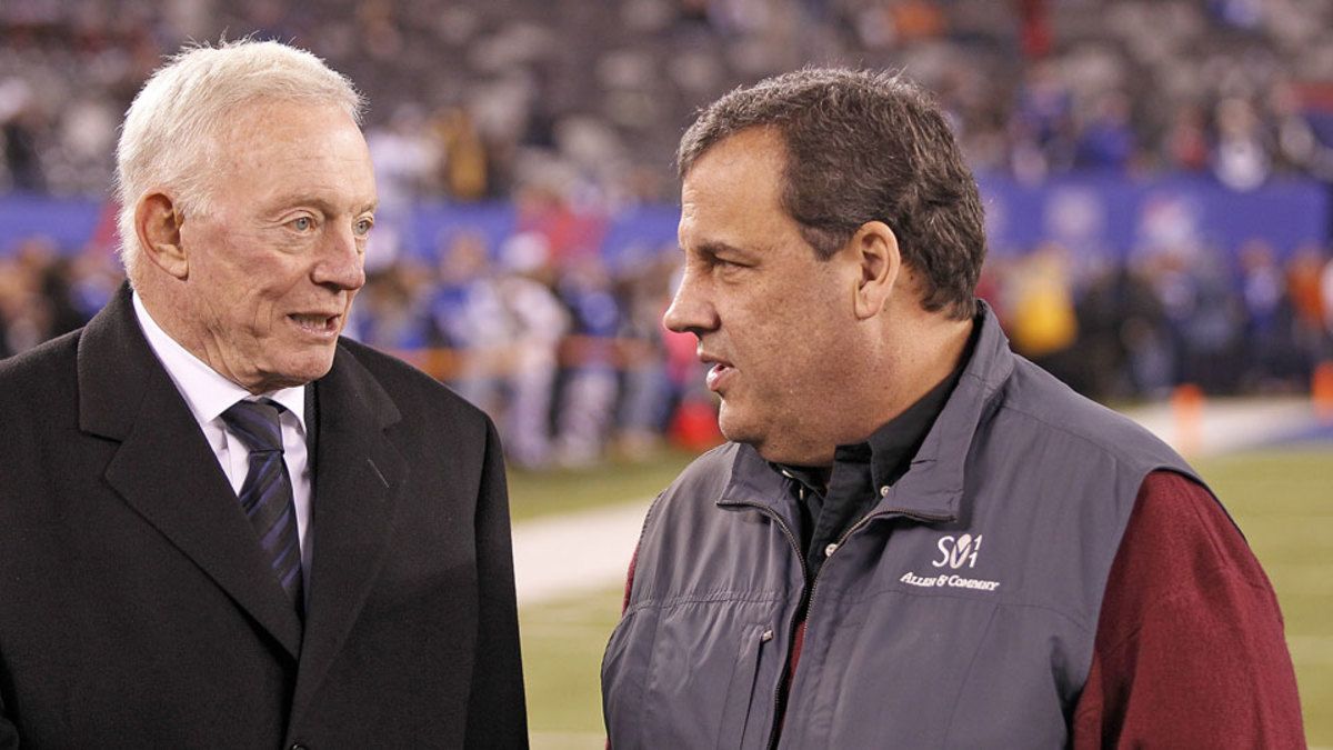 Chris Christie, Jerry Jones exchange awkward high-five at Dallas ...