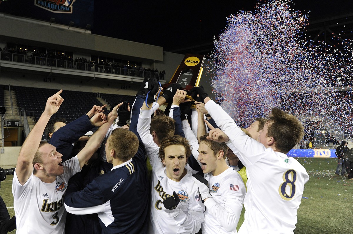 College soccer looks to move to full-year schedule - Sports Illustrated