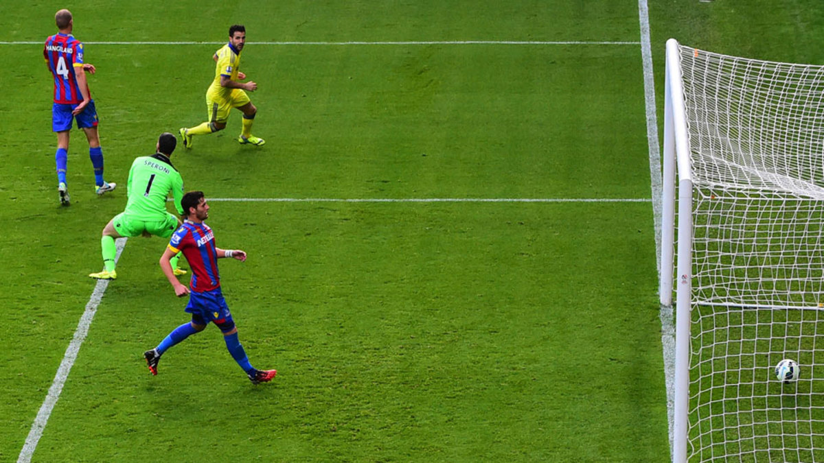 Chelsea maintains league lead with 2-1 win over Crystal Palace - Sports ...