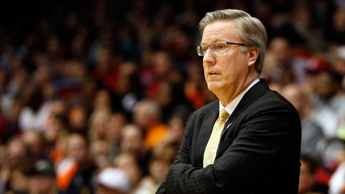 Iowa gives coach Fran McCaffery one-year contract extension - Sports ...