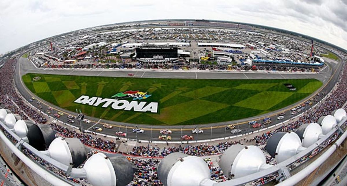 Scenes from the Daytona 500 - Sports Illustrated