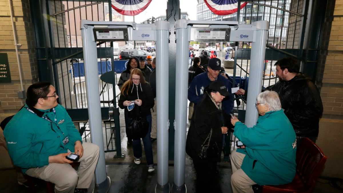New York Yankees to install metal detectors this week - Sports Illustrated