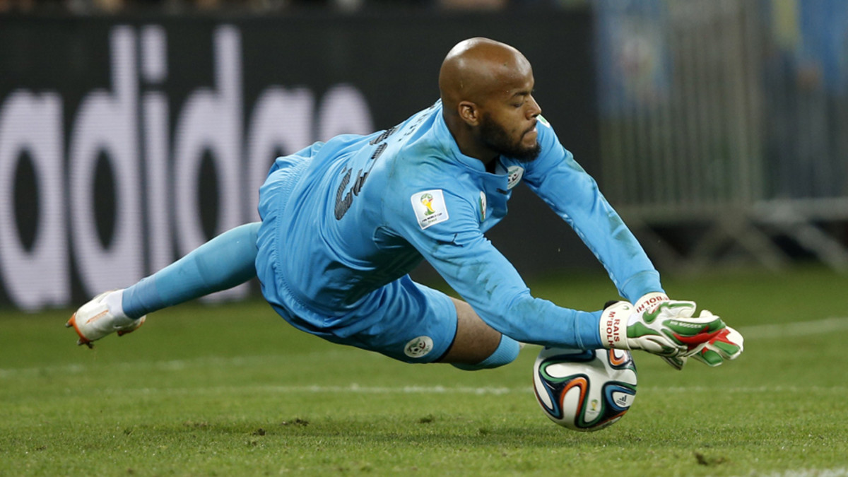 Philadelphia Union sign Algeria World Cup goalkeeper Rais M'Bolhi ...