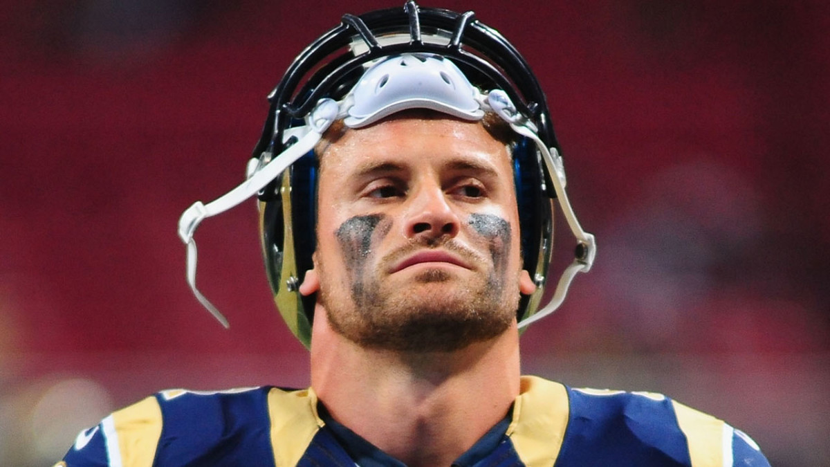 St. Louis Rams defensive end Chris Long out after ankle surgery ...