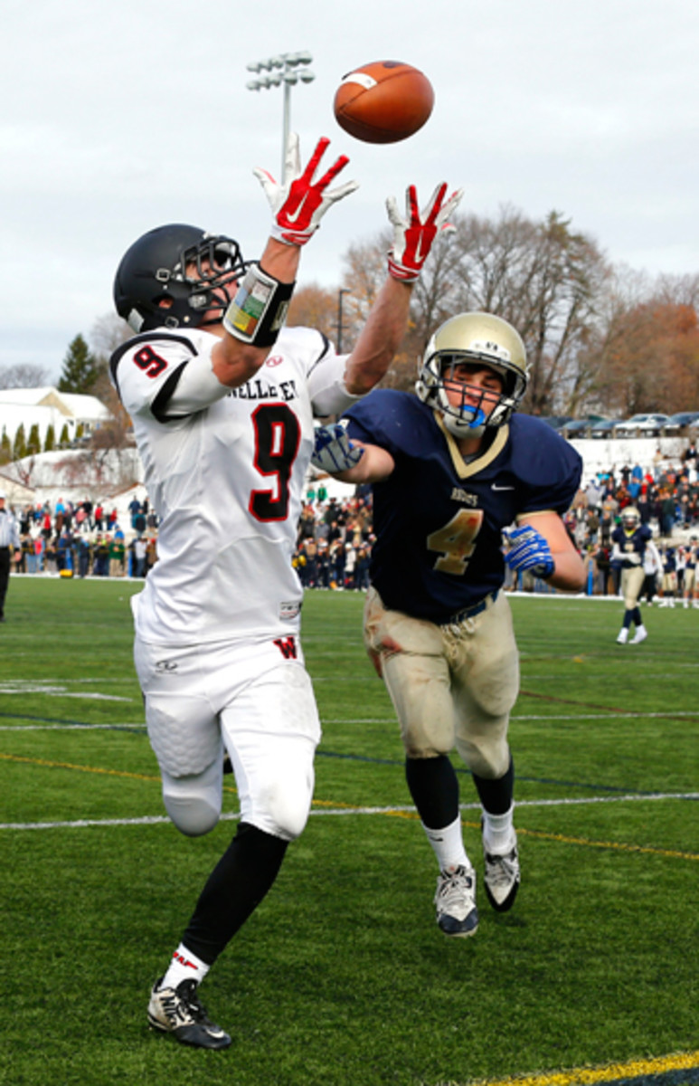 Wellesley, Needham renew high school football rivalary for 127th time ...