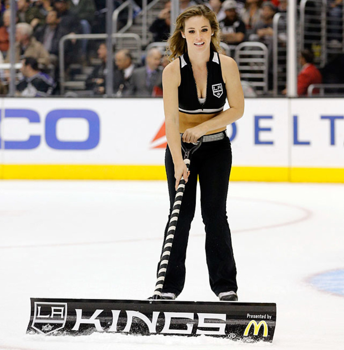 Los Angeles Kings Ice Crew Girls - Sports Illustrated