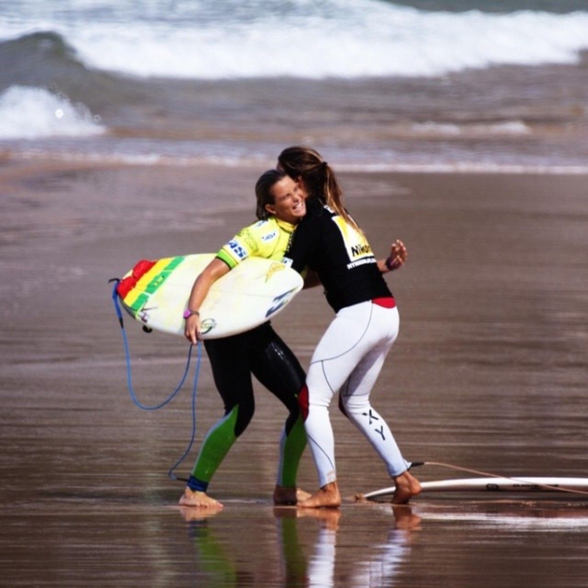 A Day in the Life: Professional surfer Courtney Conlogue - Sports ...