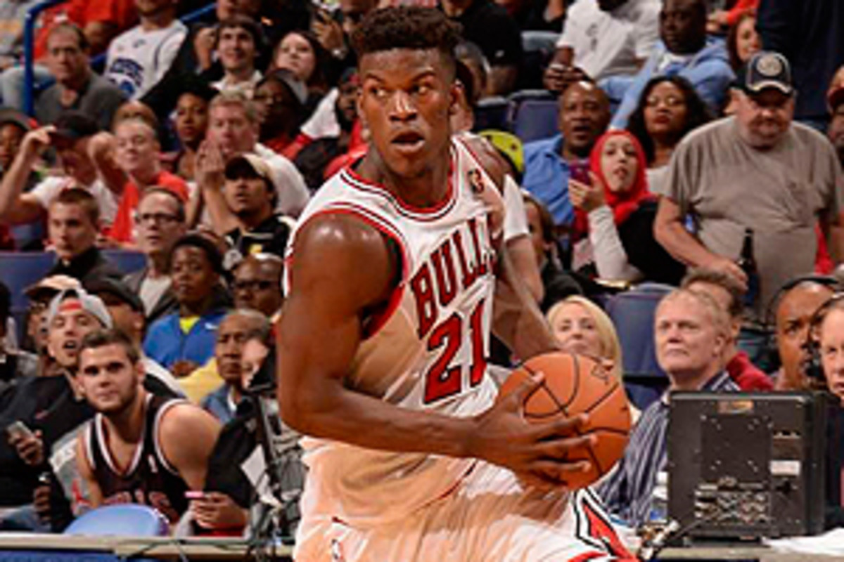 Bulls guard Jimmy Butler sprains left thumb against Hornets - Sports ...