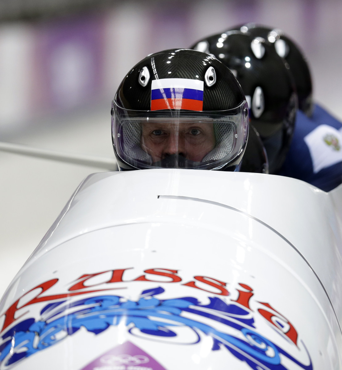 Russia's Zubkov takes slim lead in Olympic 4-man - Sports Illustrated