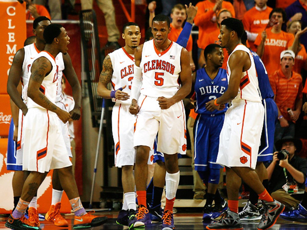 Duke struggles on the road yet again in loss to Clemson - Sports ...