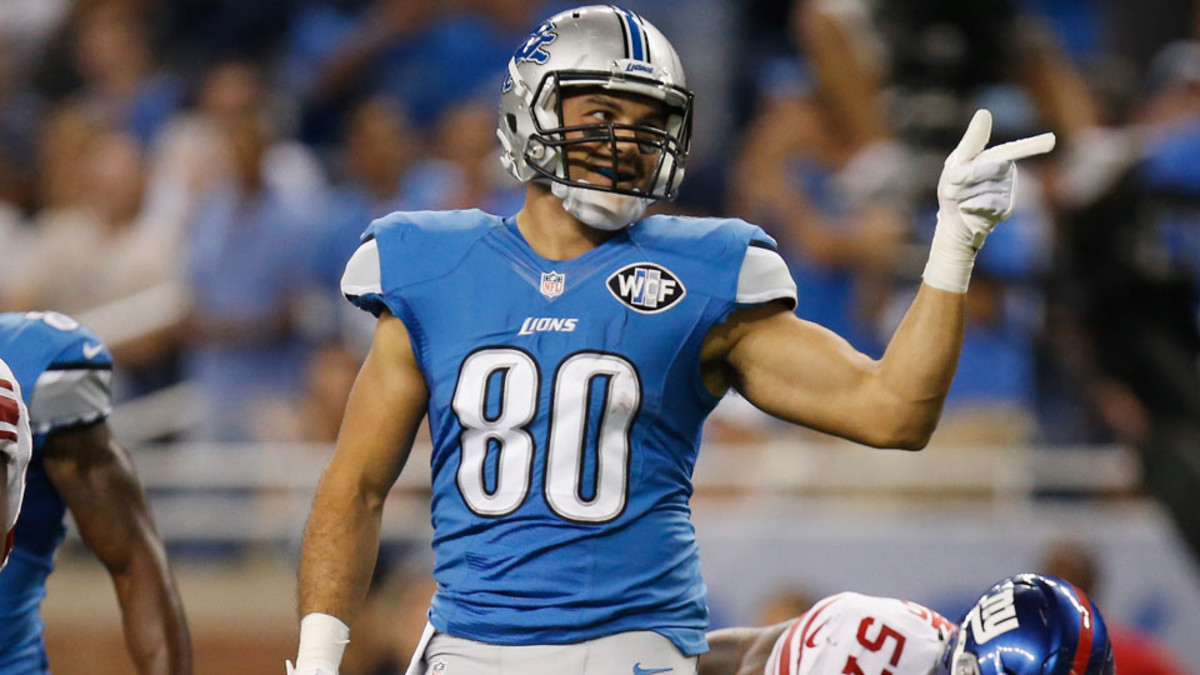 Joseph Fauria injury: Detroit Lions TE sprained ankle preventing dog ...
