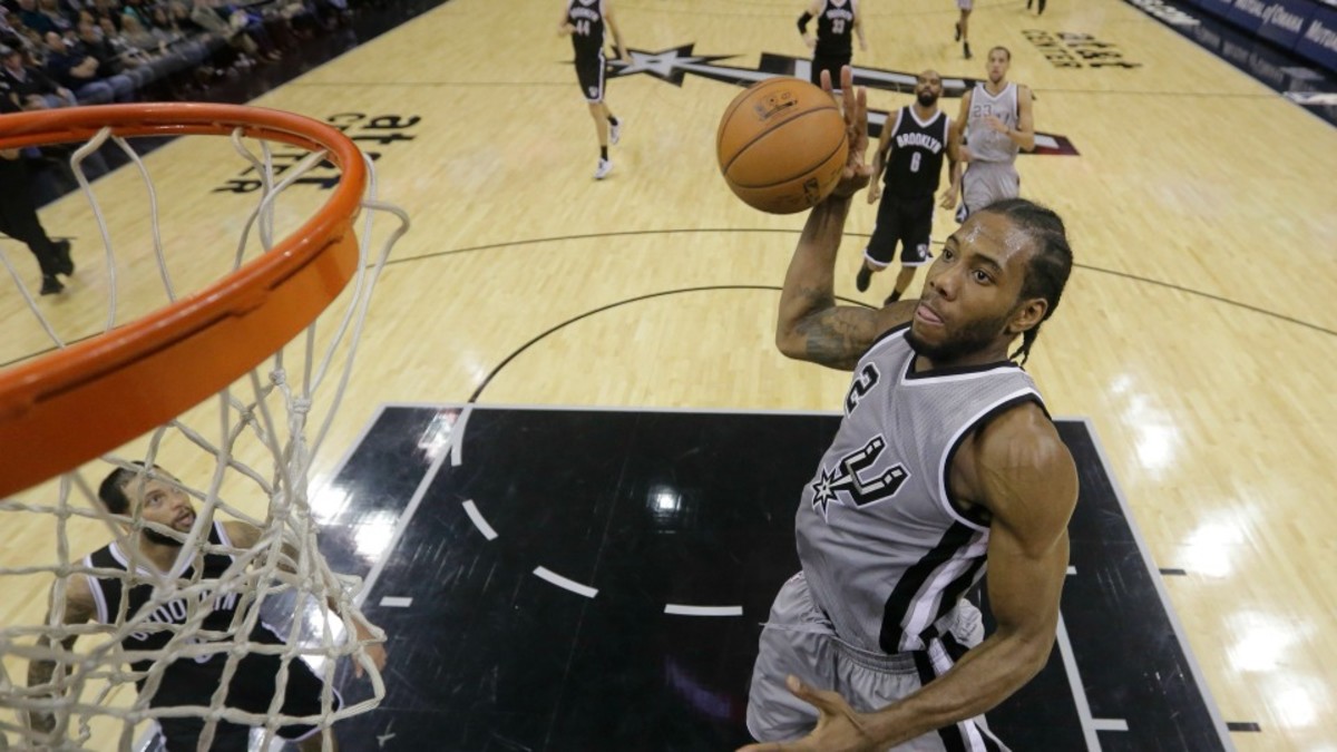 San Antonio Spurs forward Kawhi Leonard to have MRI on injured hand ...