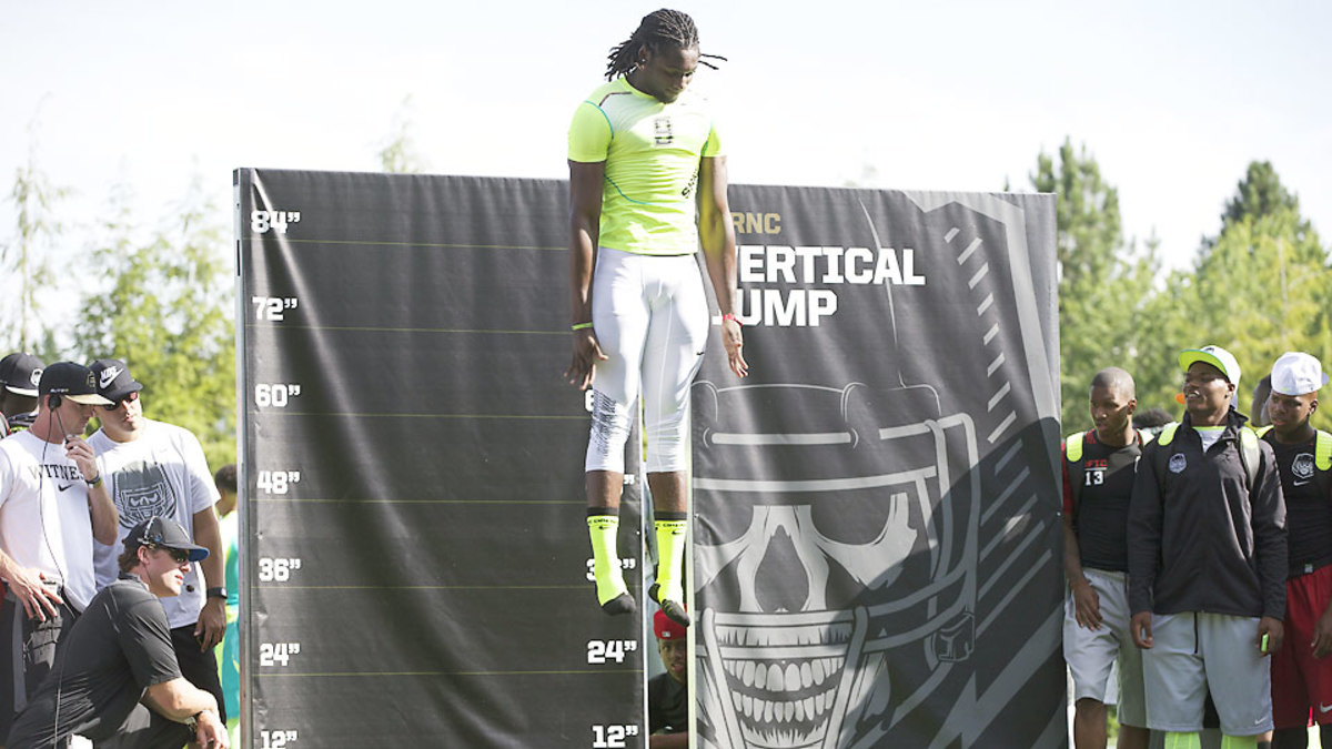 Recruiting Roundup: Is five-star recruit Josh Sweat the next Jadeveon ...