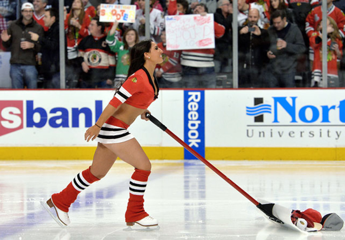 Chicago Blackhawks Ice Crew Girls - Sports Illustrated