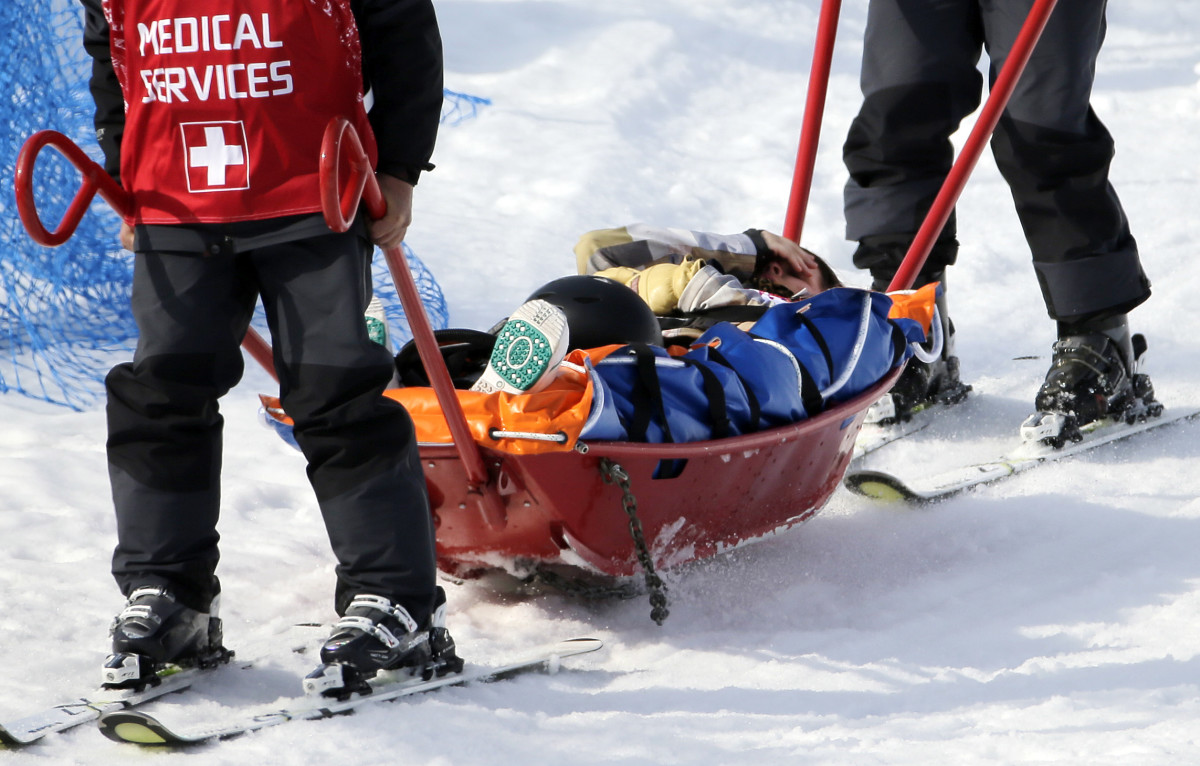 SOCHI SCENE: Snowboarder crashes - Sports Illustrated