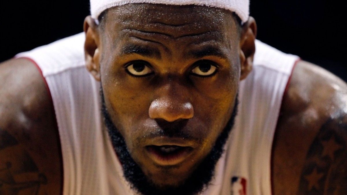 Frank Caliendo reads LeBron James Cleveland Cavaliers homcoming ...