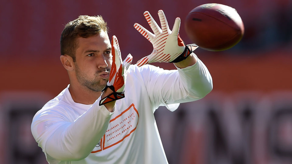 Cleveland Browns TE Jordan Cameron expects to deal with shoulder sprain ...
