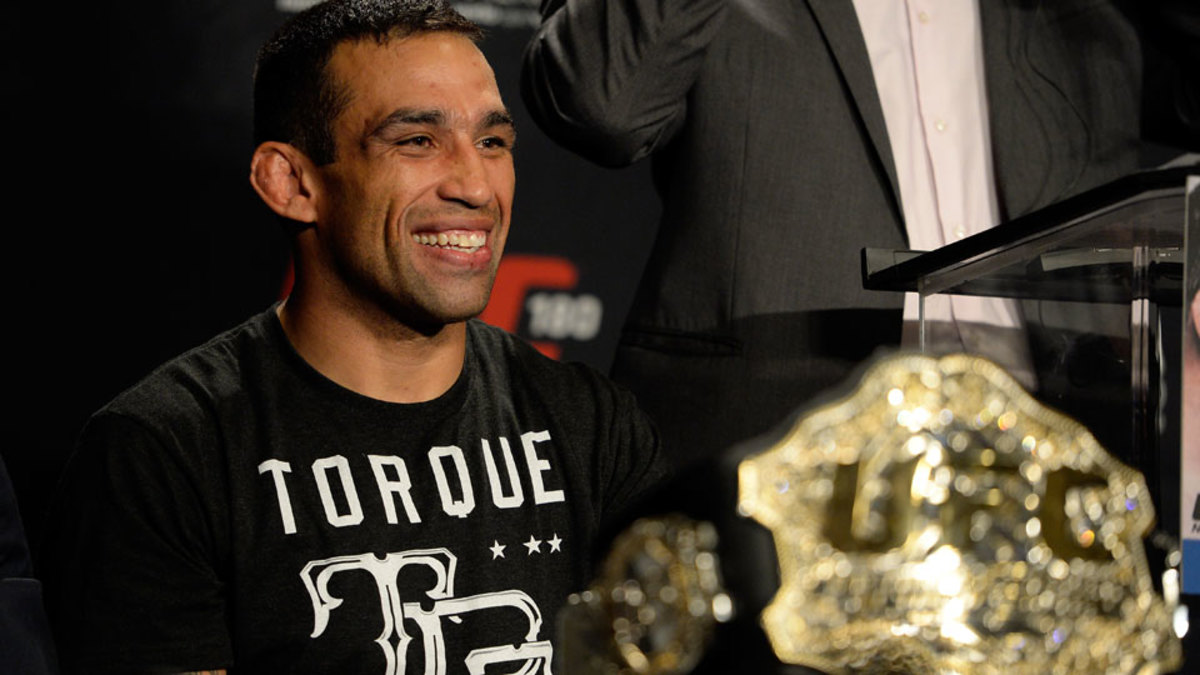 Werdum takes interim title at UFC 180, but a stiffer challenge awaits ...