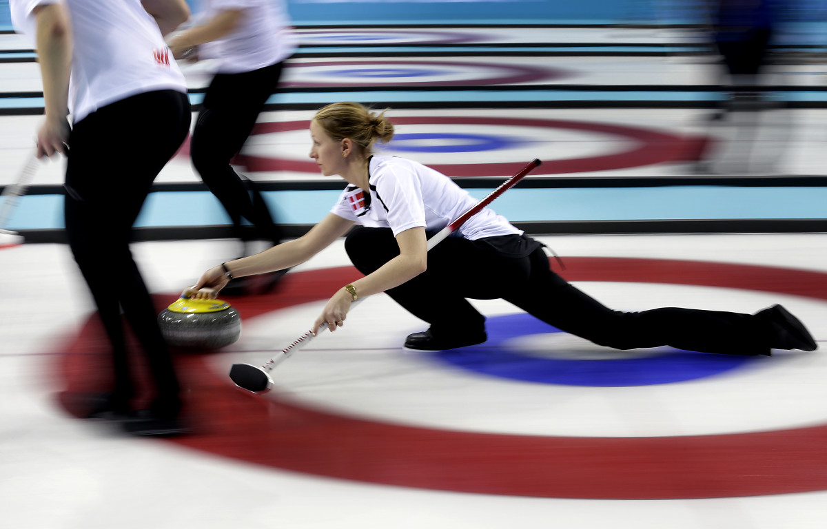 Fast starts for Sweden, Canada in women's curling - Sports Illustrated