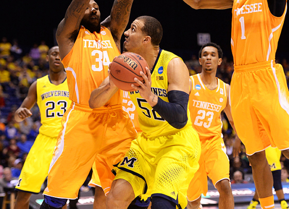 Jordan Morgan defies doubts again, pushes Michigan into Elite Eight ...