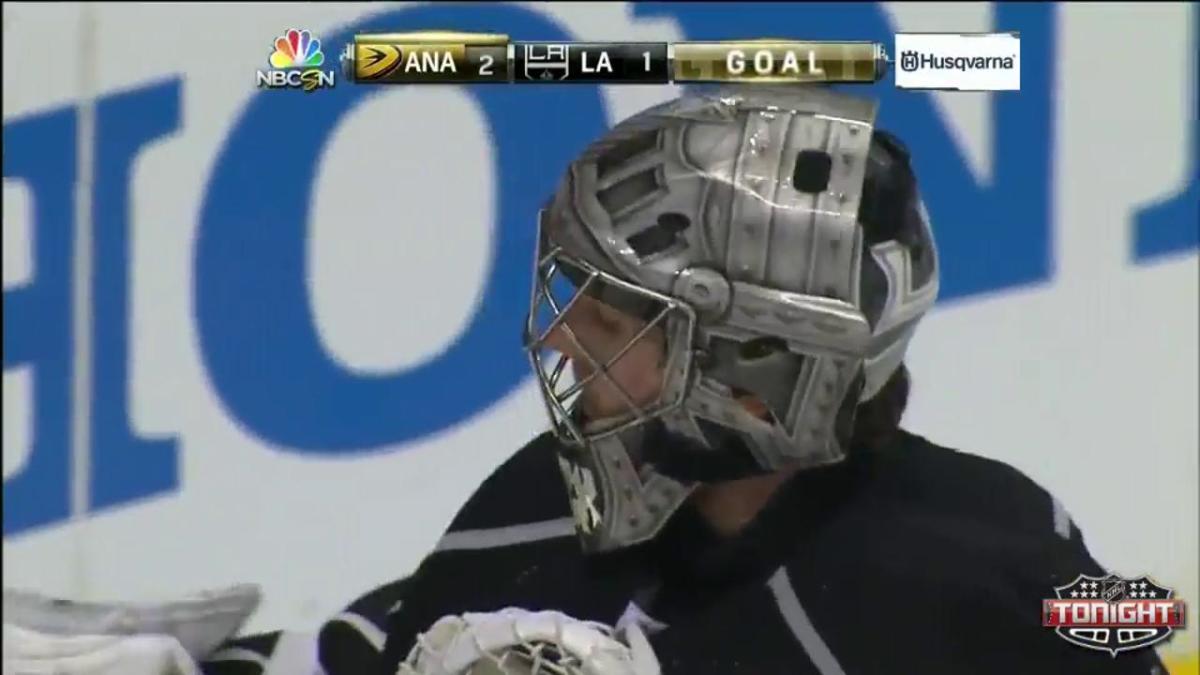 Perry, Ducks hold off Kings for 3-2 win in Game 3 - Sports Illustrated