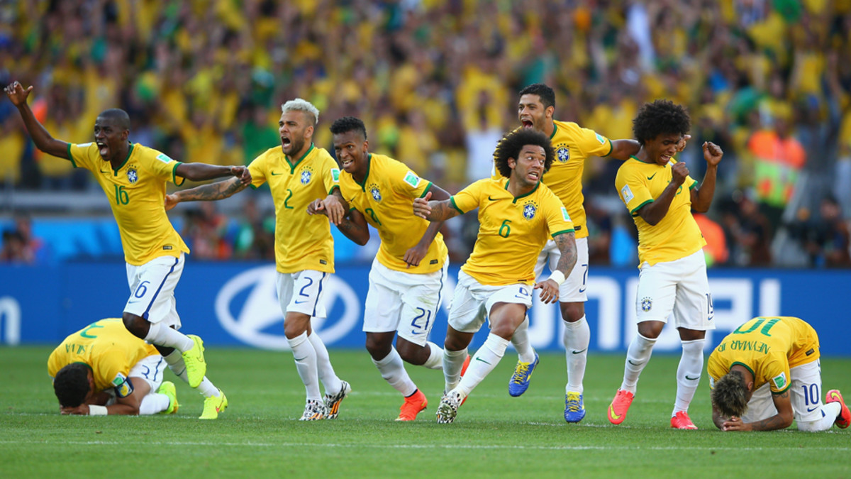 Planet Futbol Unfiltered: Brazilian subway riders learn of penalty ...