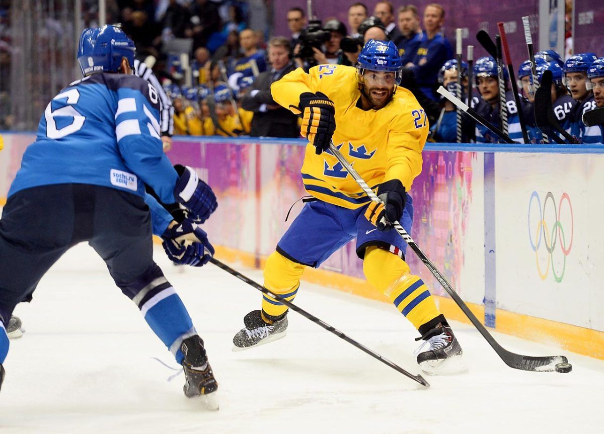 SIs Best Shots from Feb. 21 Olympics - Sports Illustrated