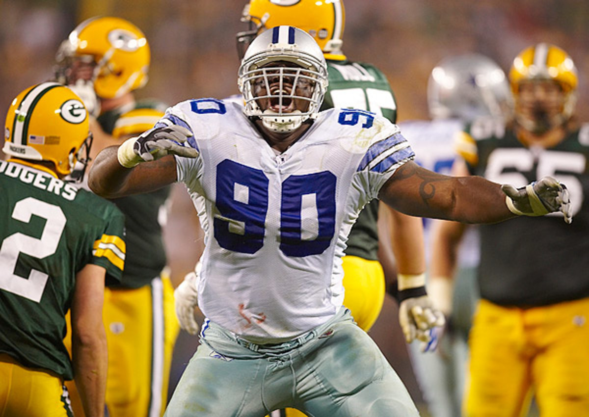 Jerry Jones wants Jay Ratliff to pay Cowboys back part of his salary ...