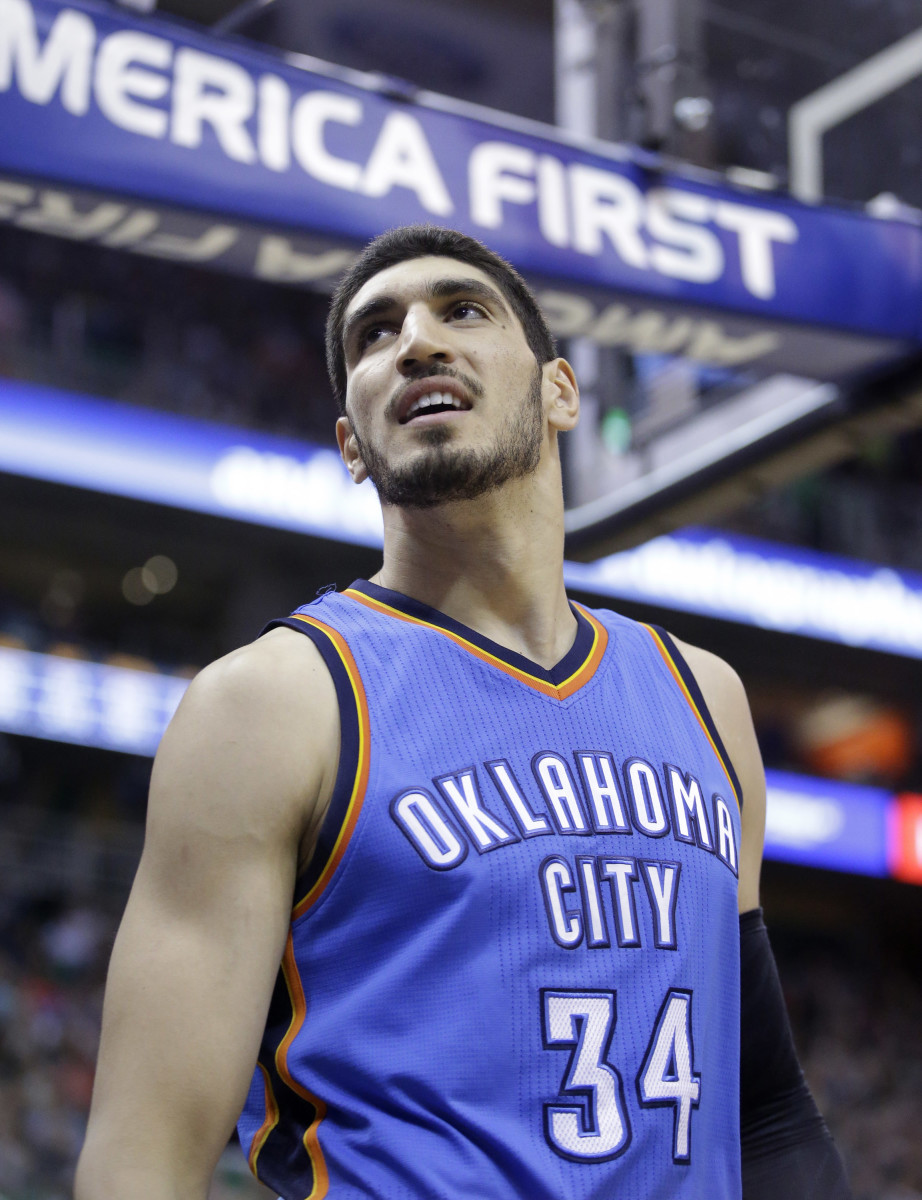 Muslim athletes in US hope for continued acceptance - Sports Illustrated