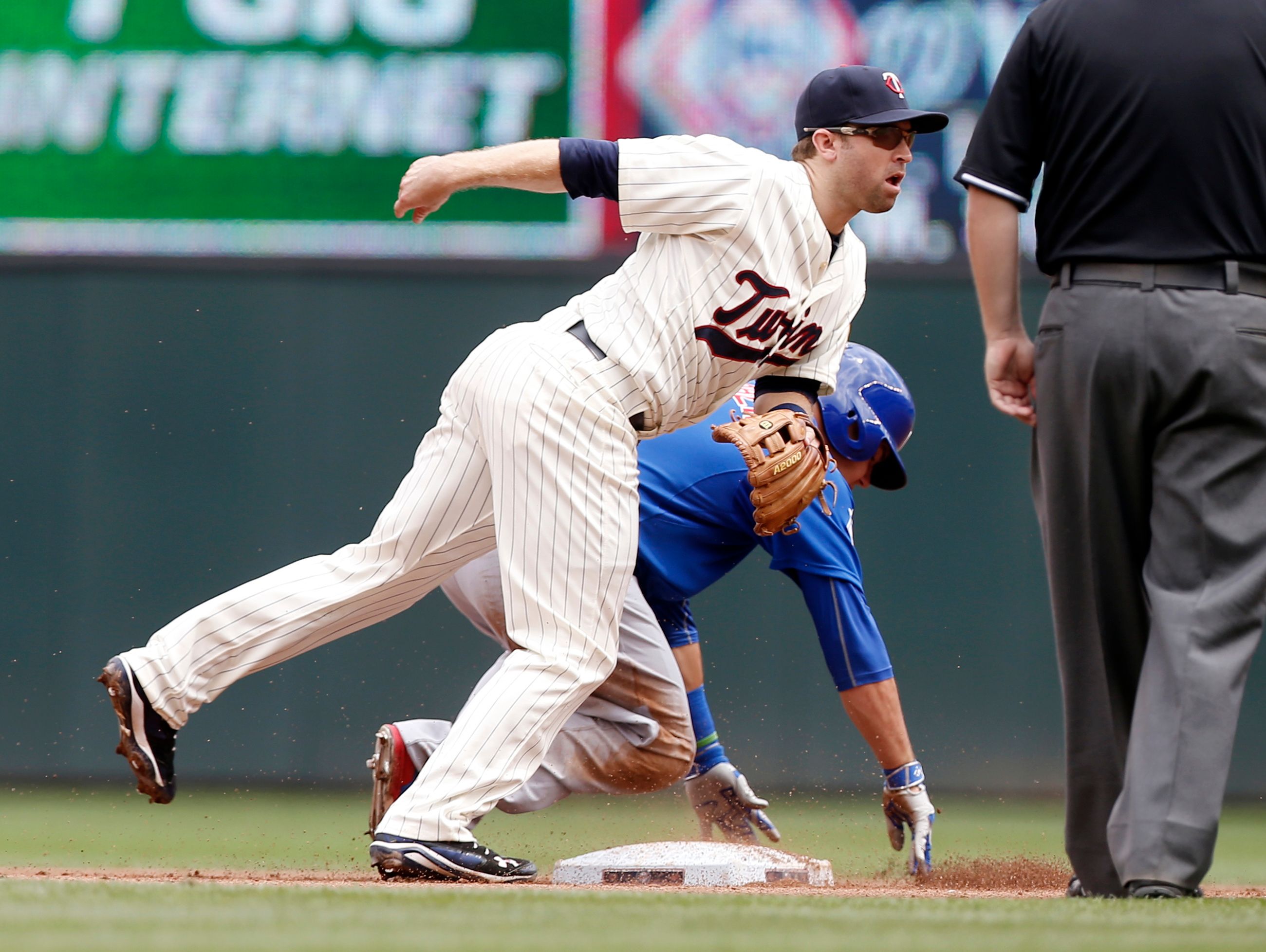 Castro lifts Cubs past Twins in 10 innings - Sports Illustrated