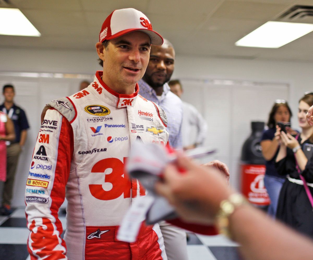 Gordon feeling the heat headed into final Chase qualifier - Sports ...
