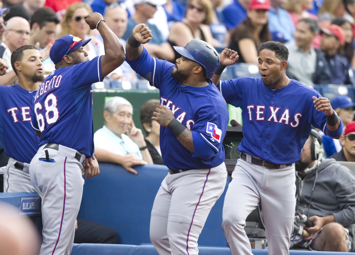 Fielder hits 300th career home run - Sports Illustrated